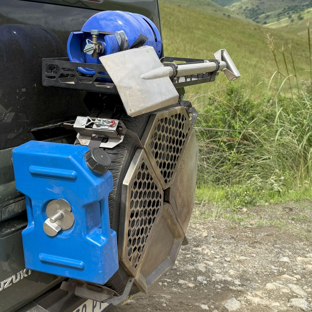 Tyre Mounted Braai/BBQ QR Feet - Go Over Any Terrain Anywhere
